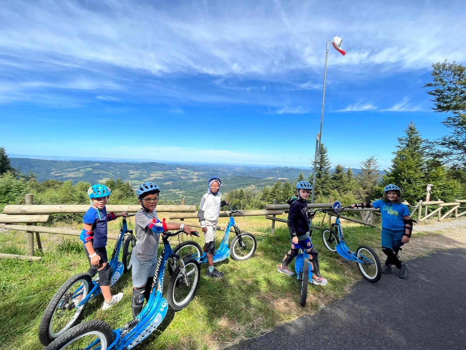 Chaque jour une aventure - 2025 - Partons en vacances